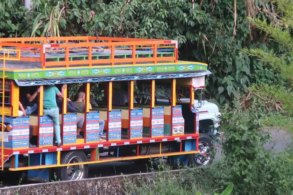 What is a Paisa? - Learn About Colombian Culture